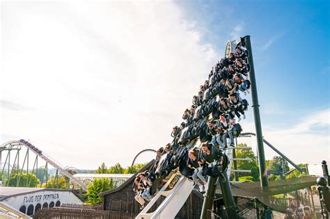 Wing Coaster Flug der Dämonen Heide Park Resort