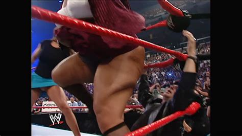 Stephanie Mcmahon Levesque Nuda Anni In Wwe Divas