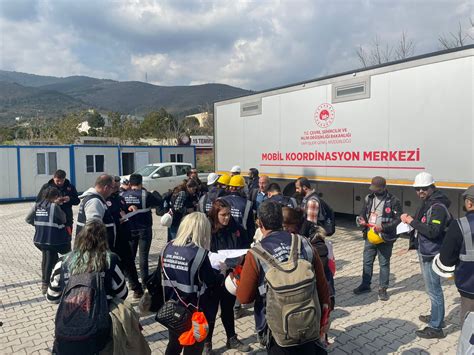 Mimarlar Odası İzmir Şubesi HASAR TESPİT VE KOORDİNASYON ÇALIŞMALARI
