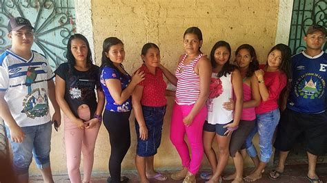 Buenos Días Un Mañanero Con Las Chicas ES QUE MAMACITA ANDA LA