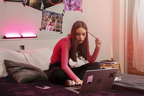 Lighting Up The Future Why Fiber Optic Internet Is The Best Choice