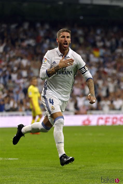 Sergio Ramos Celebrando Un Gol Frente Al Villarreal En Liga Foto En