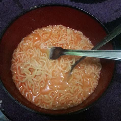 Fess On Twitter Tbakk Sender Abis Makan Mie Apaa Bungkus Suka