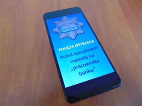 Oszustwo metodą na pracownika banku mieszkaniec Chełmka stracił 60