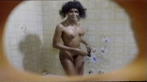 Naked Ajita Wilson In La Doppia Bocca Di Erika