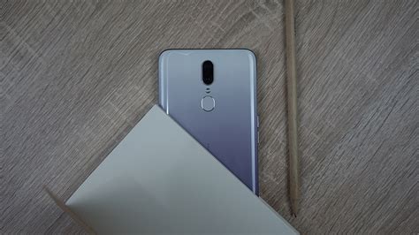 Hybrid Co Id Review OPPO F11 Jewelry White Penutup F Series Yang Manis
