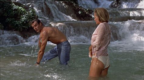 Ursula Andress Nuda 30 Anni In Dr No