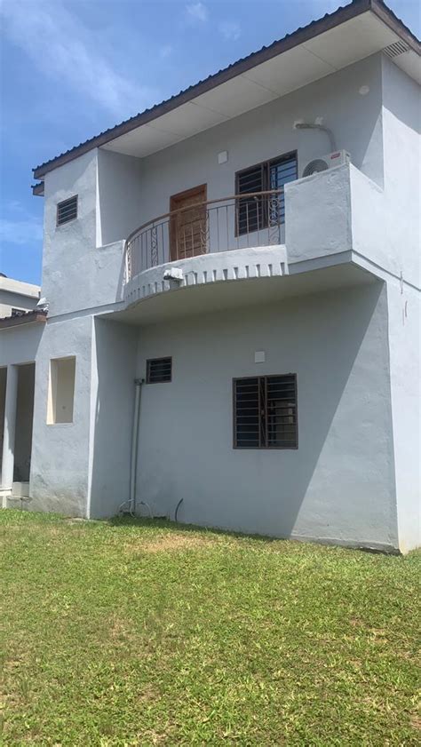 Vente Villa Duplex De Pieces A Grand Bassam Cite Rosier Moboo Ci