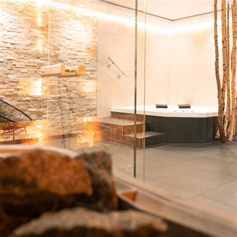 Comfort Suite in Düsseldorf Luxuriöse Ausstattung MyWellness
