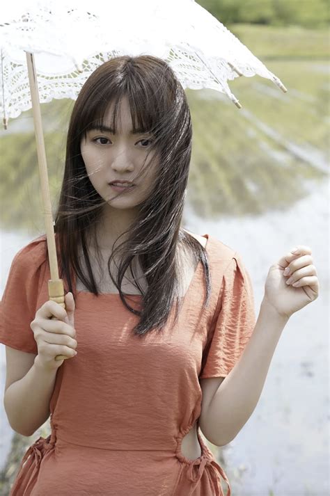FRIDAYデジタル写真集 Runa Toyoda 豊田ルナ Do You Want To Know Luna In The Summer