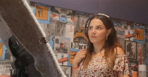 Ella Es Jessica Ortiz La Voz De La Jefa En La Casa De Los Famosos