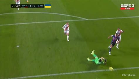 Cómo quedó el Barcelona vs Rayo Vallecano hoy 1 2 con goles de Álvaro