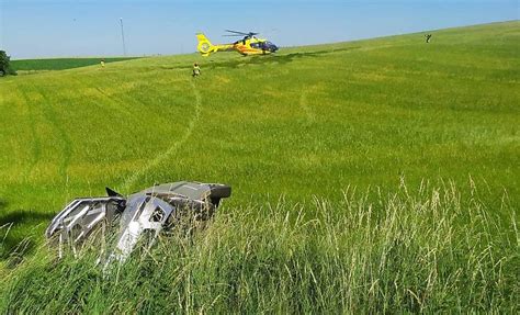 Na zakręcie wypadł z drogi i uderzył w drzewo Tygodnik Bydgoski