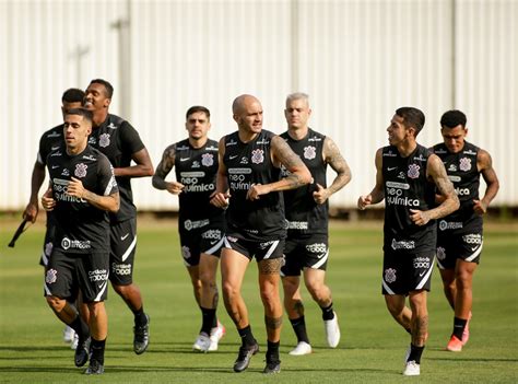 Escalação Renato Augusto não vai a campo e Corinthians se prepara