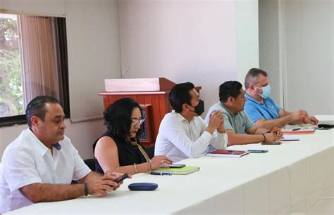 SEQ Educación on Twitter El titular de la SEQ Carlos Manuel Gorocica