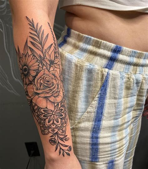 Share More Than 80 Girly Forearm Tattoos Super Hot In Coedo Vn