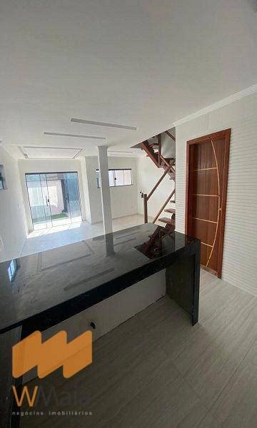 Casa em condomínio na Rua das Orquídeas no bairro Portinho Cabo Frio