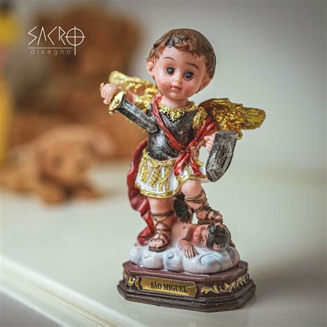 Imagem São Miguel Arcanjo baby resina 12cm importado Livraria Nossa