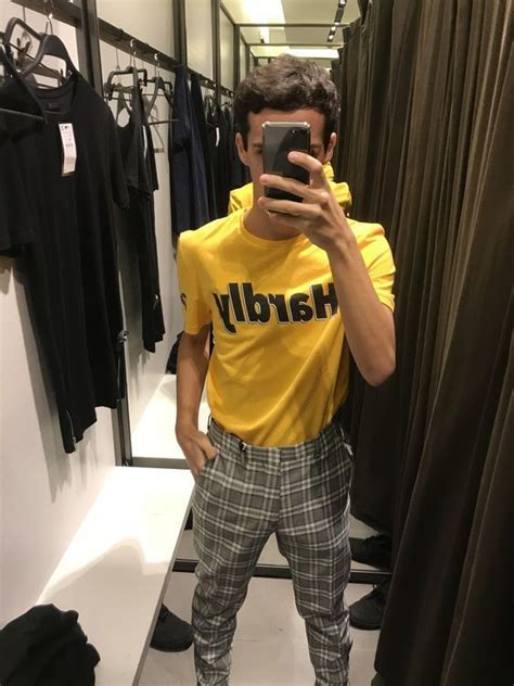 Look Amarelo Saiba Como Montar Looks Essa Cor Moda Masculina