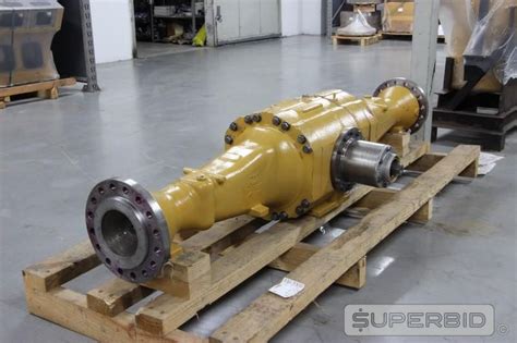 Leilão de EIXO TRASEIRO PARA PÁ CARREGADEIRAS CATERPILLAR 924G Ref