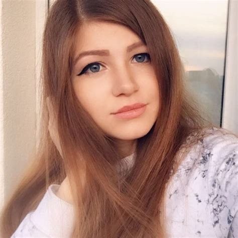 Polina Polina Se On Threads