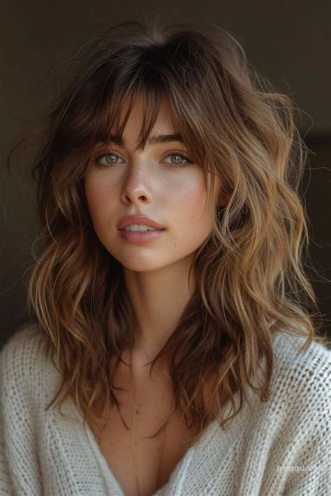 Shaggy Lob With Bangs For Round Faces In Bangs For Round Face