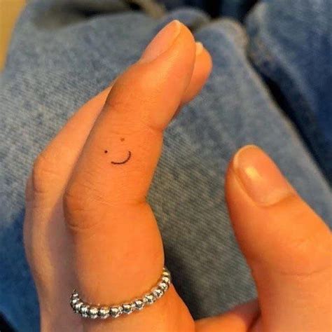 Tatuagem Nos Dedos Ideias Lind Ssimas Para Se Inspirar Tattoos