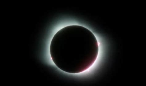 Gerhana Matahari Hibrida 20 April Ini Yang Perlu Kamu Tahu