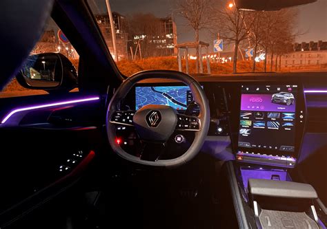 Intérieur Renault Austral proche du premium