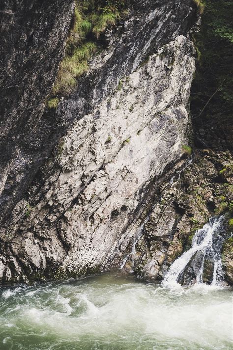 Vattenfall Flod Berg Gratis foto på Pixabay Pixabay