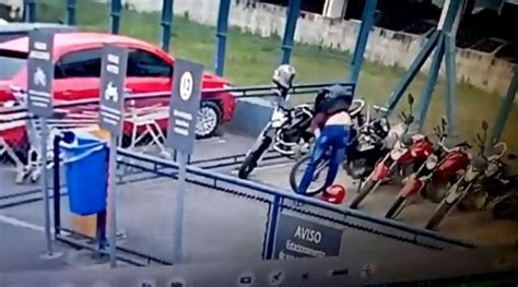Guarda Municipal Prende Suspeito De Furtar Moto Em Supermercado