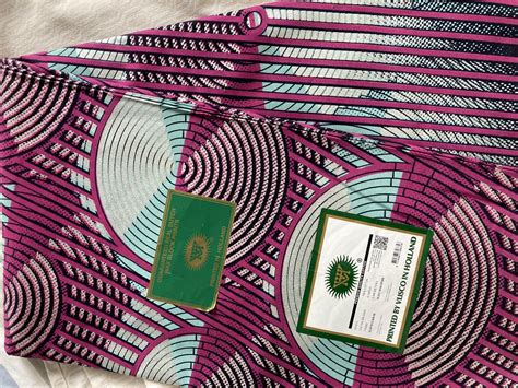 Tissu Africain Pagne satiné hollandais Rosalie Mockey
