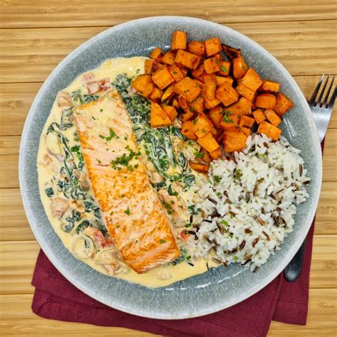 Saumon à la Toscane courge butternut rôtie et riz sauvage Weekly Food