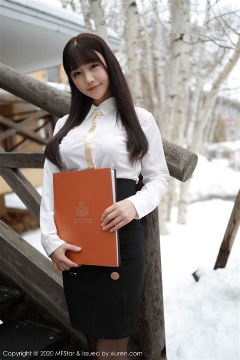 MFStar 高清写真图 2020 02 15 VOL 267 朱可儿Flower模范学院制服黑丝 barbie可儿女神私房照 秀色女神