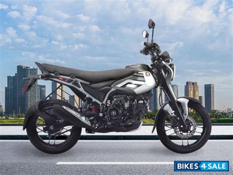 Bajaj Freedom 125 NG04 Disc LED Price Specs Mileage Colours Photos