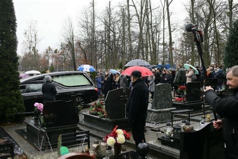 Tak wyglądał pogrzeb Krzysztofa Respondka ZDJĘCIA Znane osobistości