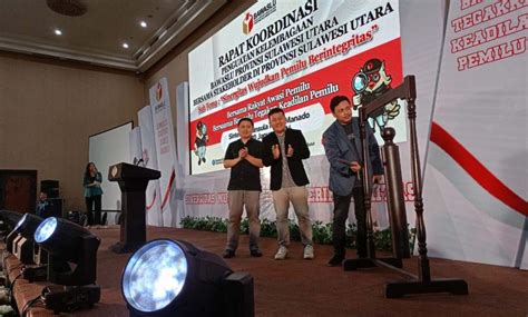 Bawaslu Sulut Gelar Rakor Penguatan Kelembagaan Bersama Stakeholder