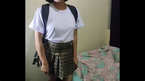 Colegiala Puta Mexicana Llega Del Colegio Y Se Comienza A Tocar Su Rico
