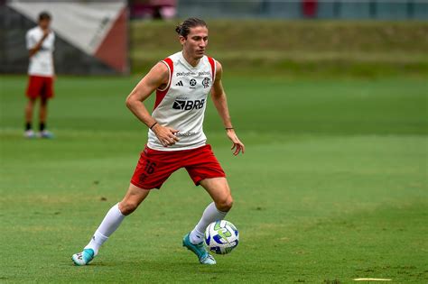 Filipe Lu S Destaque Do Flamengo Em Vit Ria Contra Fortaleza Gazeta