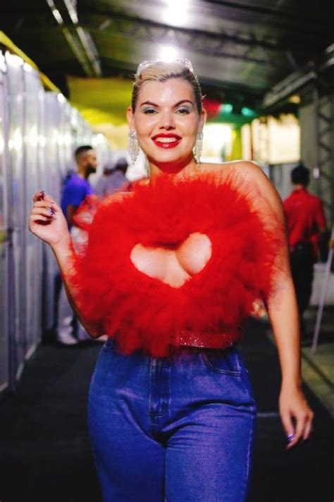 Duda Beat Amor No Carnaval De Recife Gq Musa