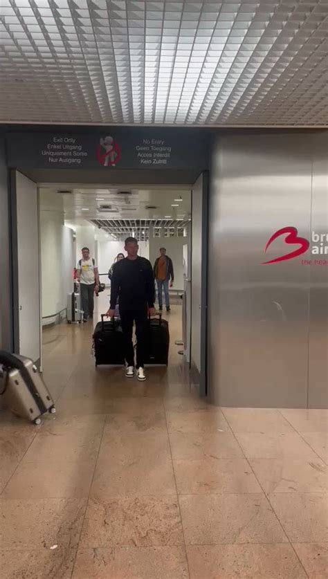 O Fura Redes On Twitter Oficial Vertonghen J Est Em Bruxelas