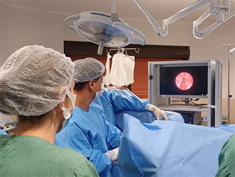 Dia do Homem entenda detalhes da cirurgia de próstata recente no