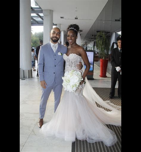 Foto Iza foi casada durante três anos o produtor Sérgio Santos