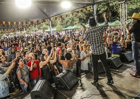 Festa da Negadinha terá cardápio diversificado Novo Momento
