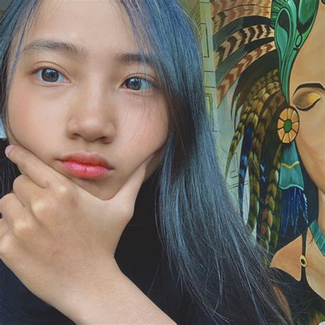 Stream Thuỳ Trang music Listen to songs albums playlists for free