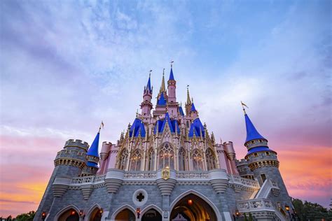 emparedado Muchas situaciones peligrosas Acusación viajes a orlando