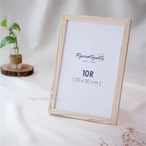 Jual Figura Kayu 8R Plus 20 X 30 Cm Frame Foto Pigura Kayu Jati Belanda