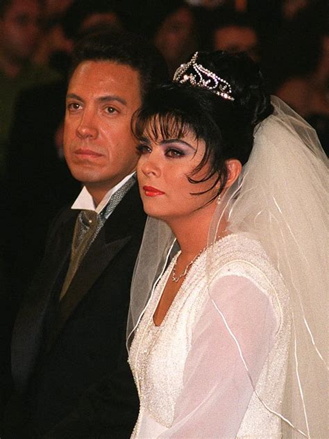 Omar Fayad y Victoria Ruffo qué dijeron sobre sus fuertes rumores de