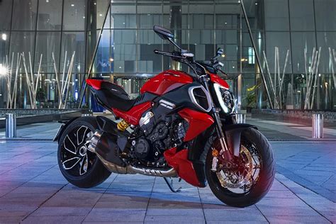 Diavel V Unveiled At Ducati World Premiere Motoring World