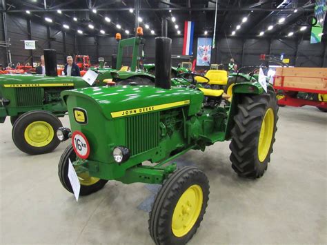 John Deere 820 France Tracteur Image 1157444